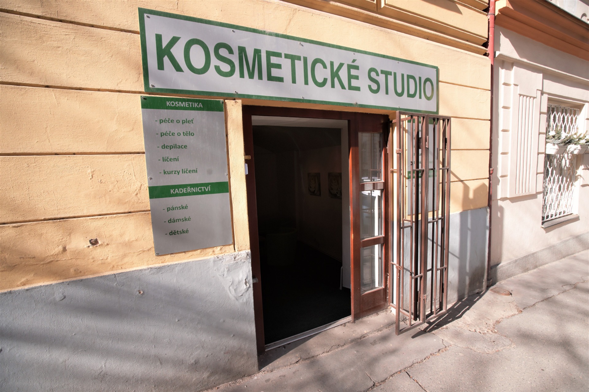 Hairrh-kosmeticke-studio